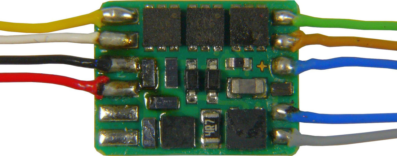 ZIMO MX671R Sub-Micro DCC Function Decoder - NEM652 8-pin Wired Connector