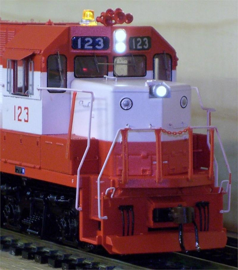 SBS4DCC 10-pk HO Scale Athearn Headlight Housing Lens