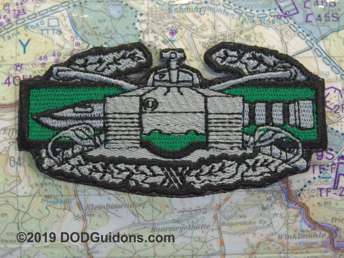 ARMOR COMBAT BADGE