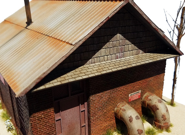 HO Scale - Brick Pumping Station Kit