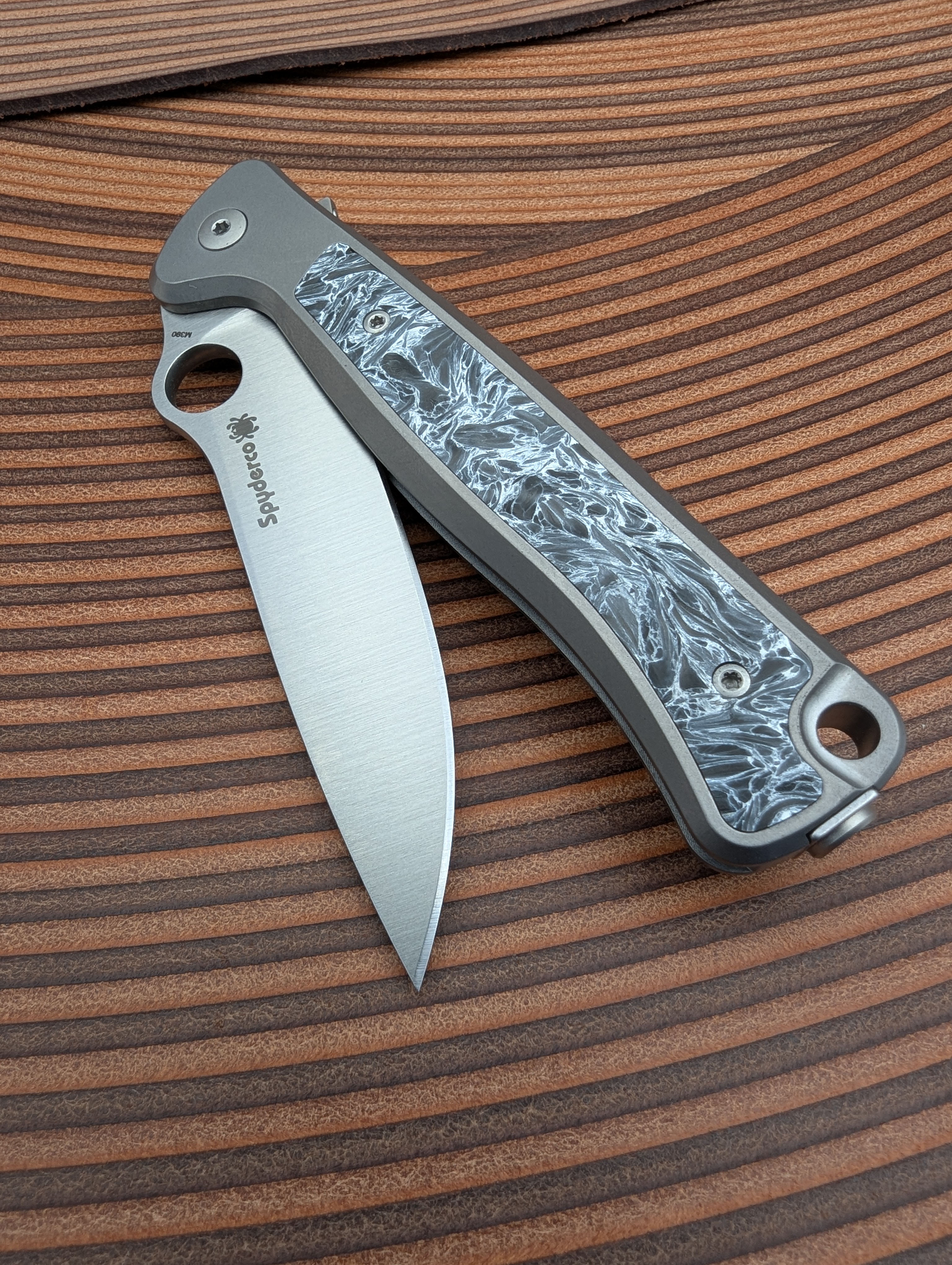 Spyderco Slym – A Review into Integral Excellence - Arctic Knife