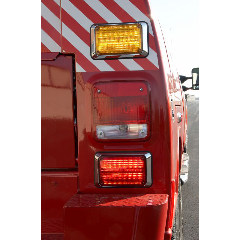 Whelen 600 Series Super LED Lighthead, Red LED/Red Lens