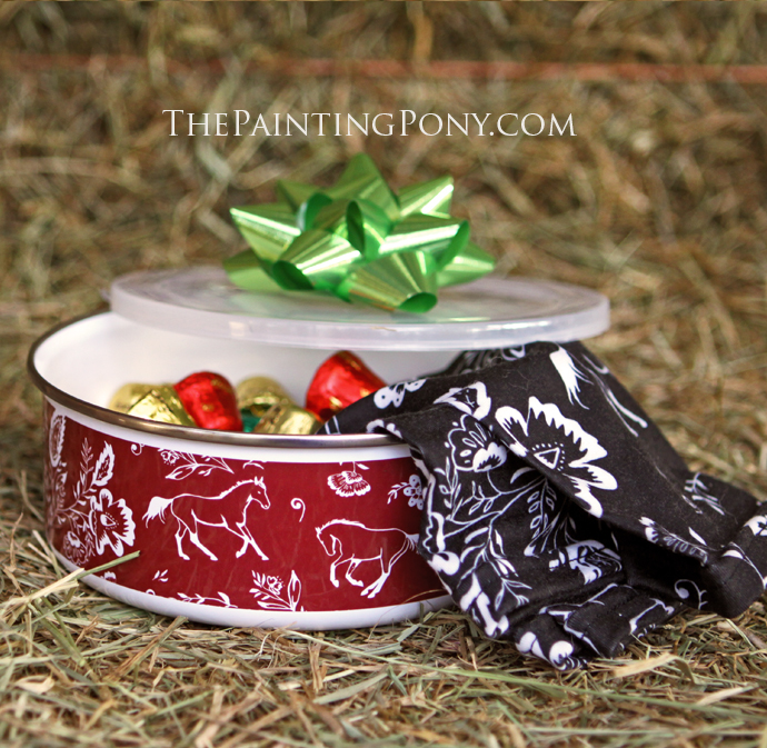 Equestrian Gift Ideas That Wrap Themselves - The Painting Pony