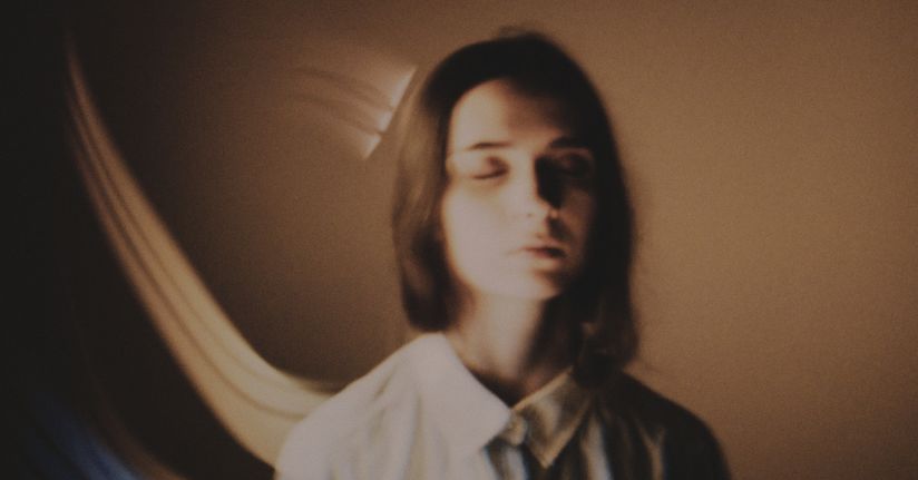 Migraine With vs Without Aura: Differences in Light Sensitivity & Light ...