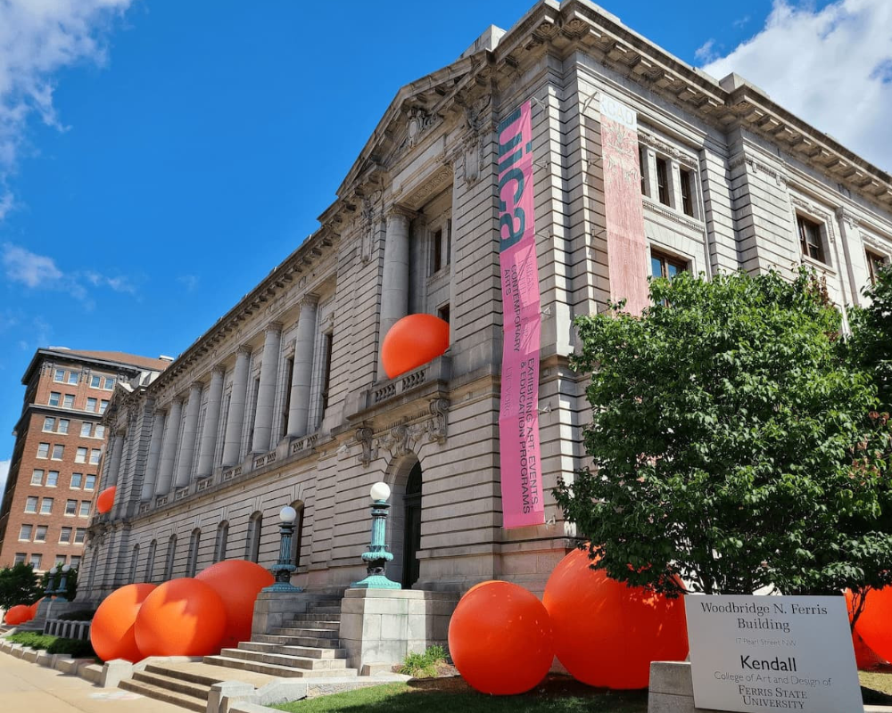 Giant Balloons For Events, Trade Shows & Conventions