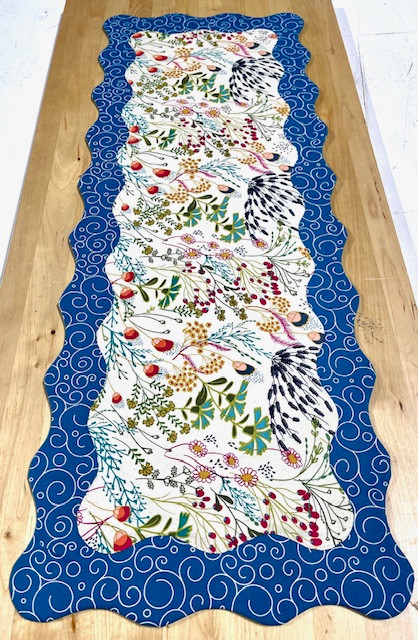 Wavy Edge Runner