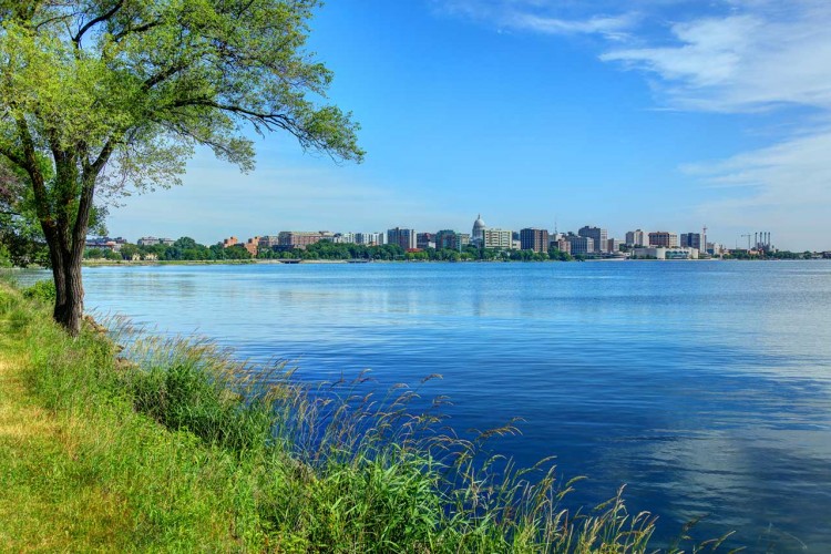 A Guide to Madison - Rand McNally Publishing