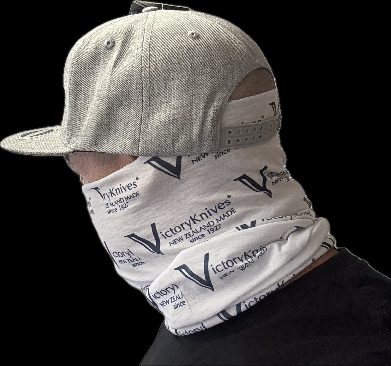 VICTORY NECK BUFF