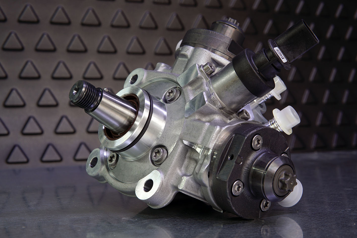 What Is an HEUI Injector System? - Bostech