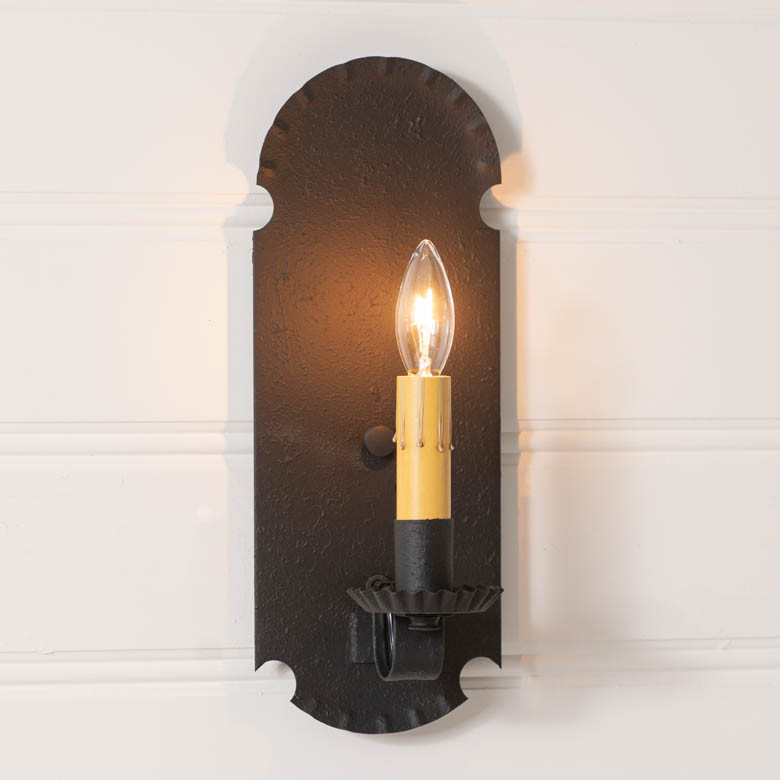 Irvin's Tinware - Apothecary Wall sconce - Colonial Lighting