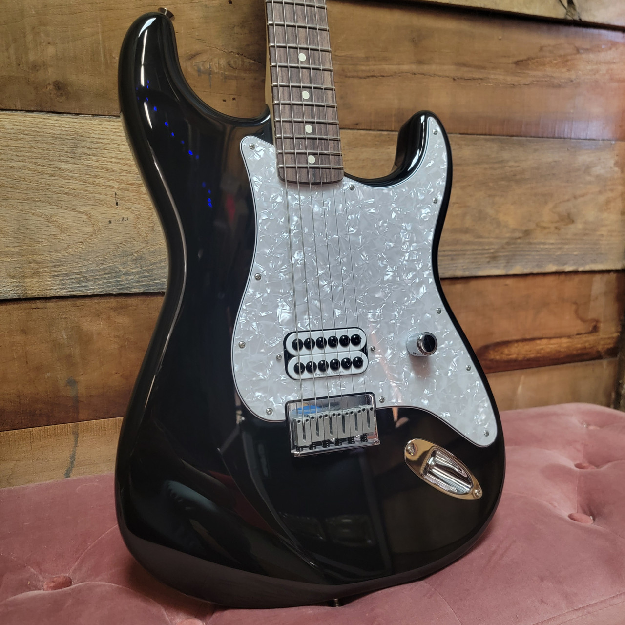 Fender Tom DeLonge Signature Stratocaster - Black