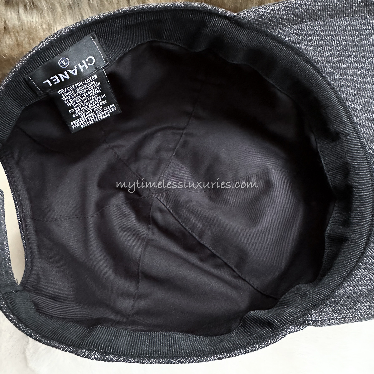 CHANEL 22P Sequinned CC Logo Denim Cap