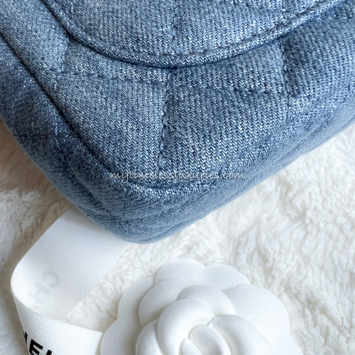 delete CHANEL 22C Denim Pearl Crush Square Mini GHW