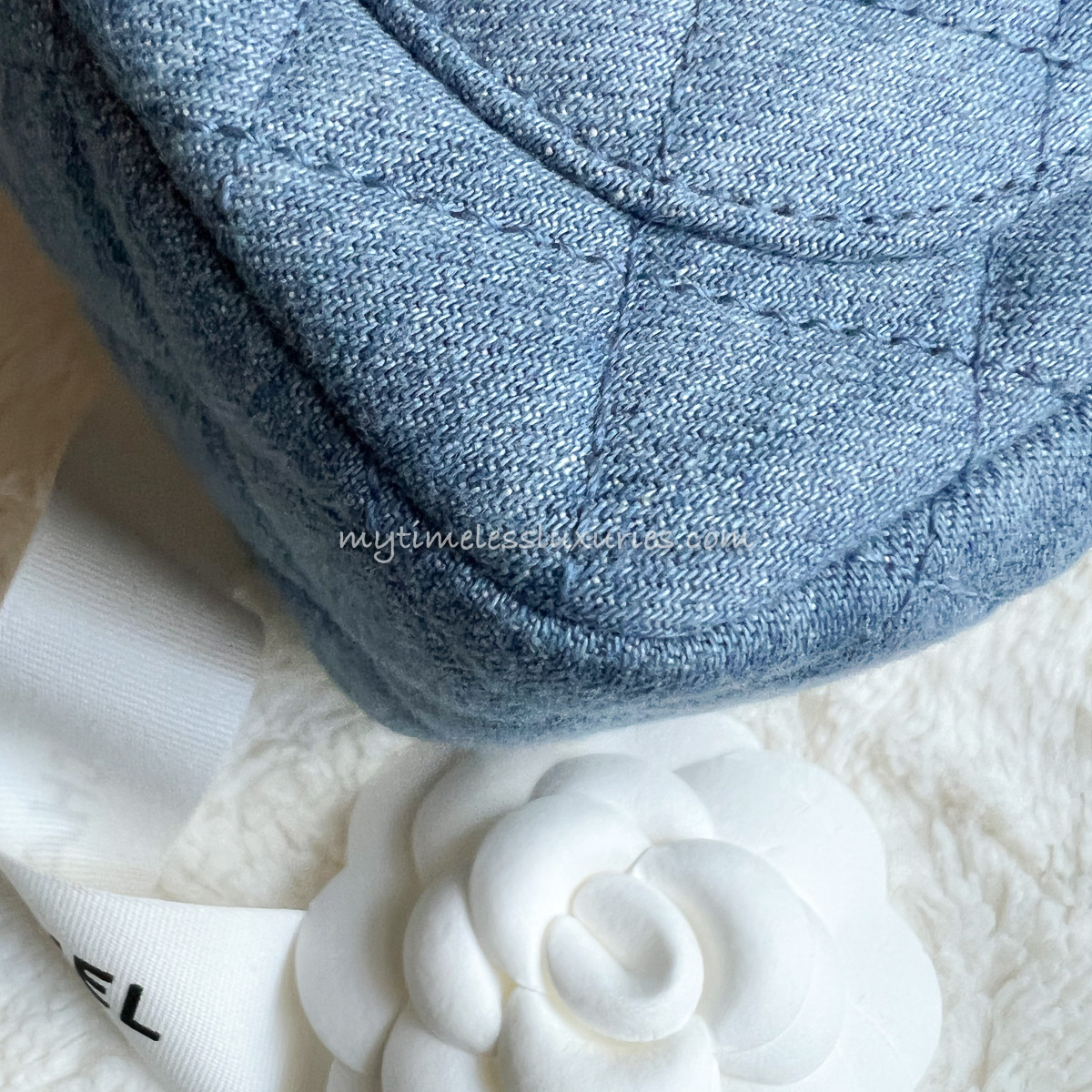 delete CHANEL 22C Denim Pearl Crush Square Mini GHW
