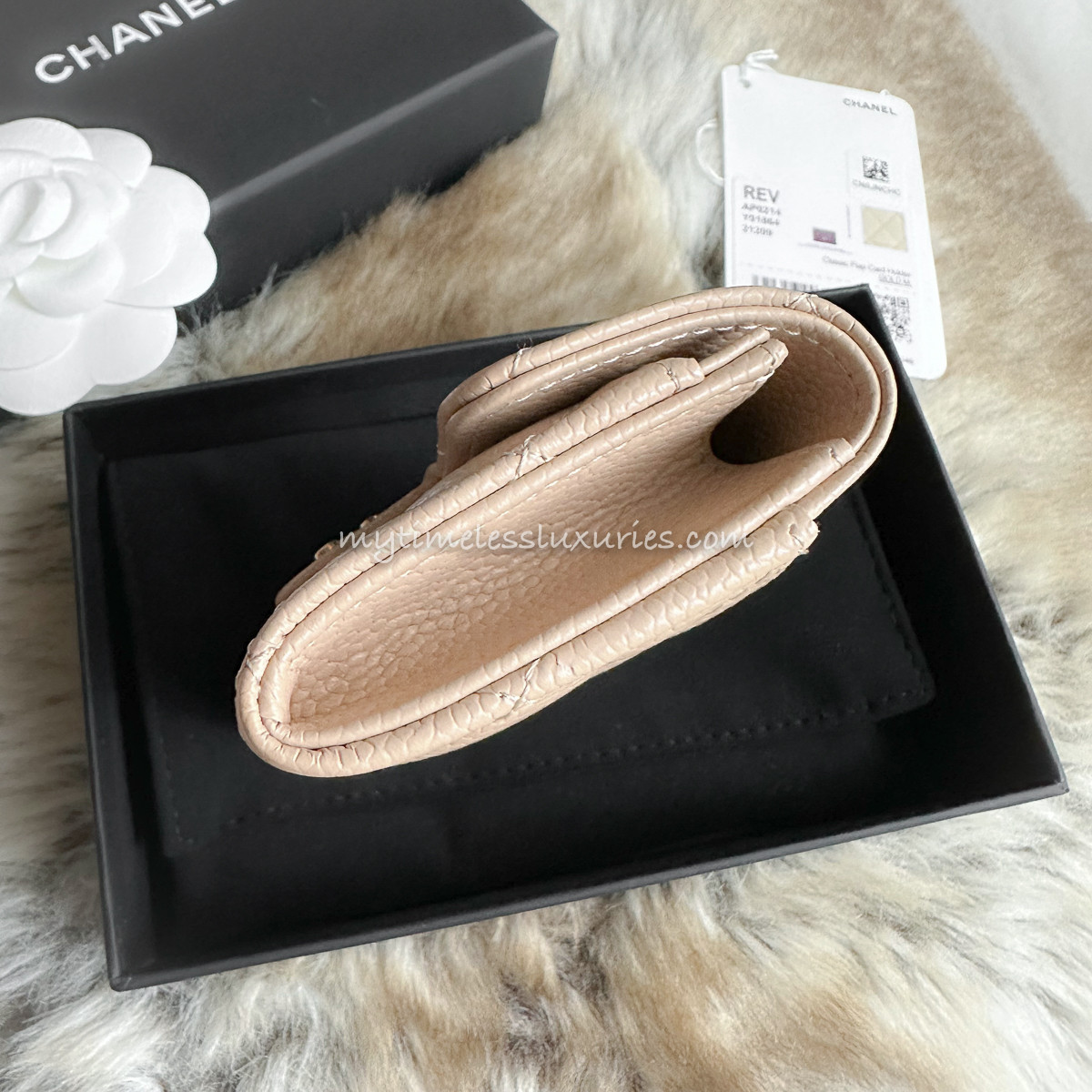 CHANEL 2023 Beige Clair Caviar Flap Card Holder GHW *New - Timeless ...