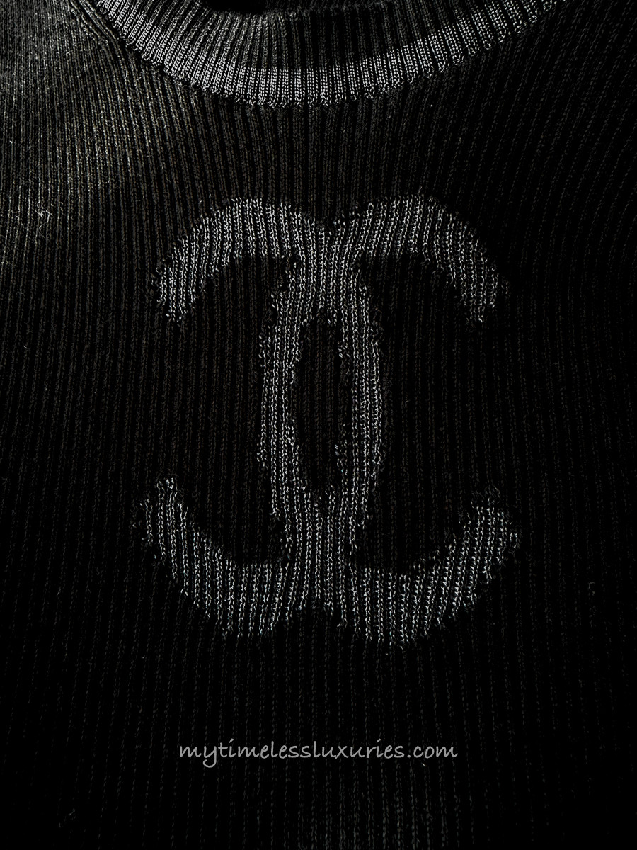 CHANEL 21P CC Logo Cotton Knit Top - Timeless Luxuries