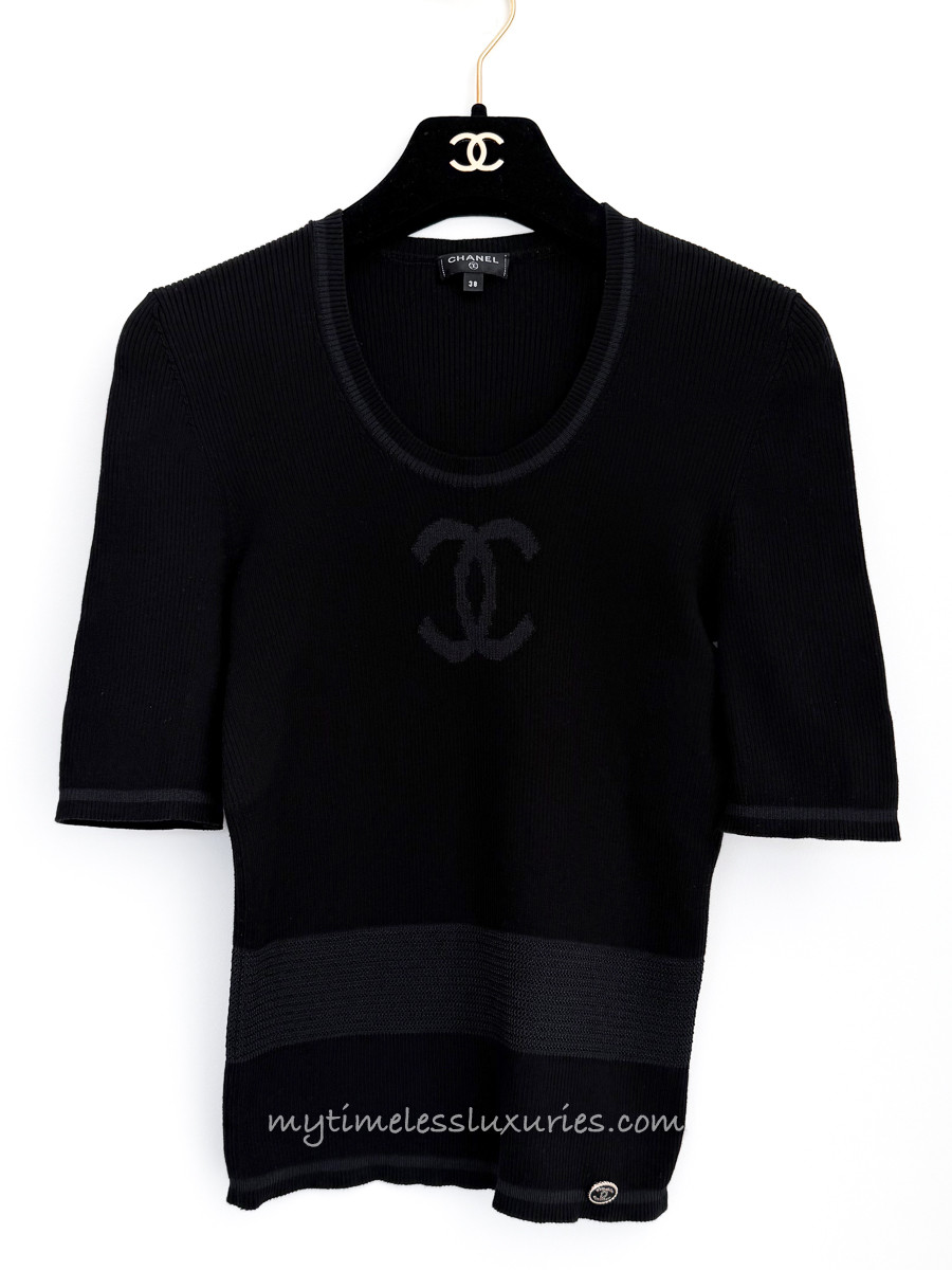 CHANEL 21P CC Logo Cotton Knit Top - Timeless Luxuries