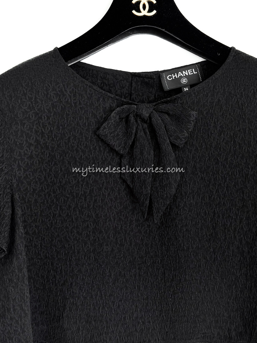 CHANEL 21K CC Logo Silk Top Bow Detail 34 - Timeless Luxuries