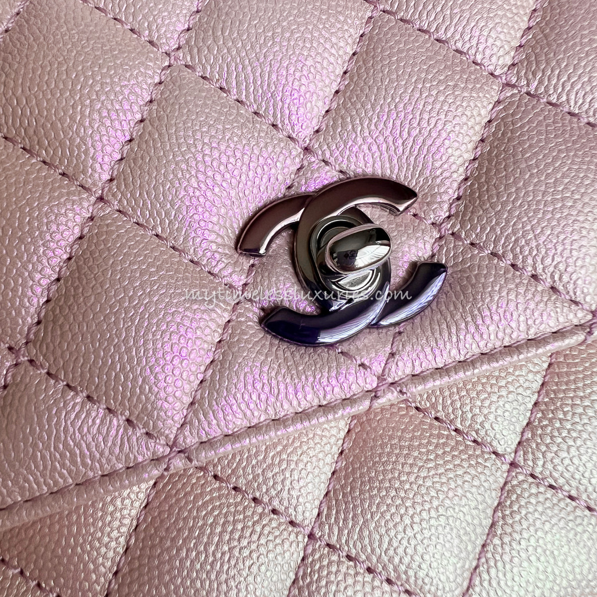 CHANEL 21K Iridescent Pink Small (Mini) Coco Handle *New - Timeless ...