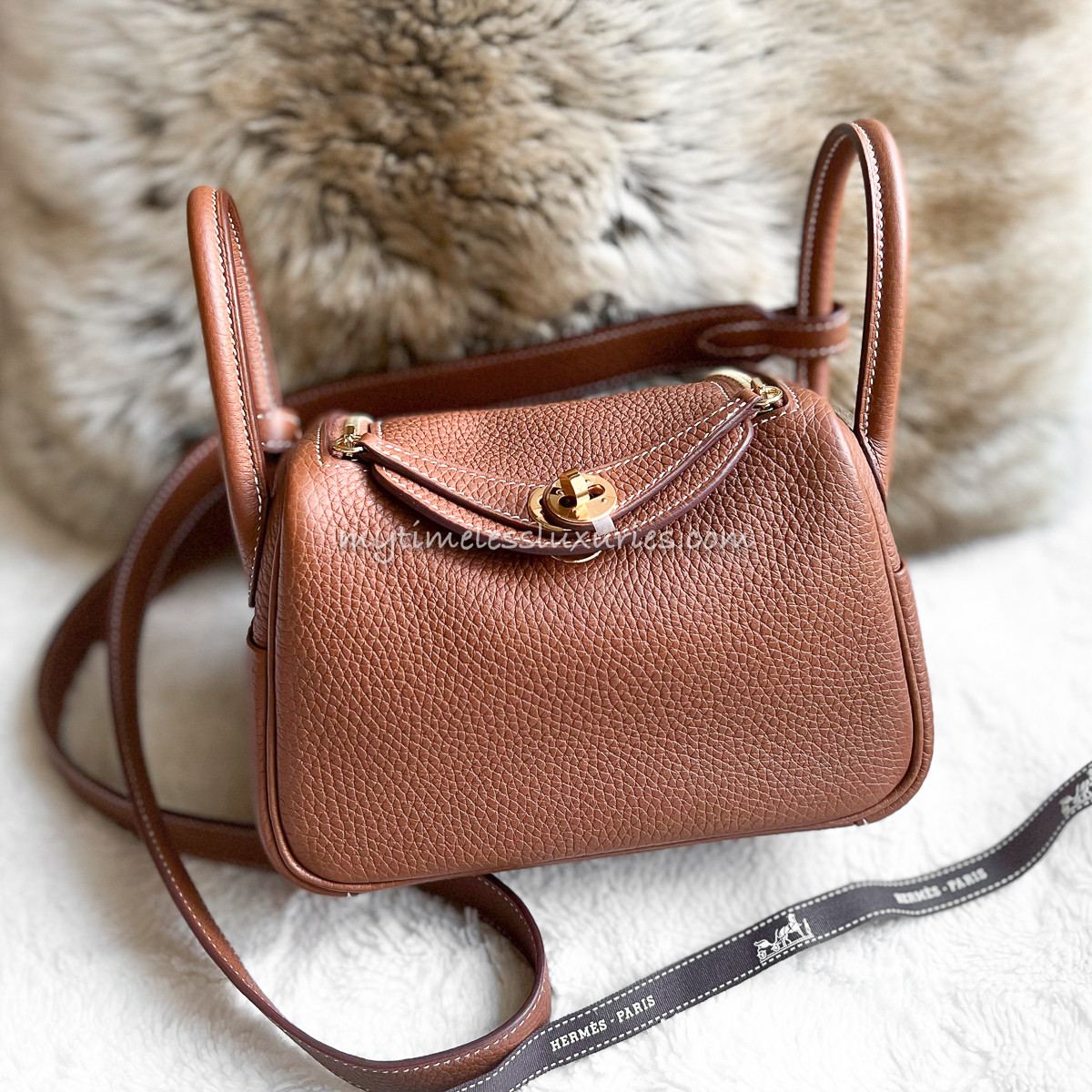 HERMES Mini Lindy Gold Clemence GHW - Timeless Luxuries