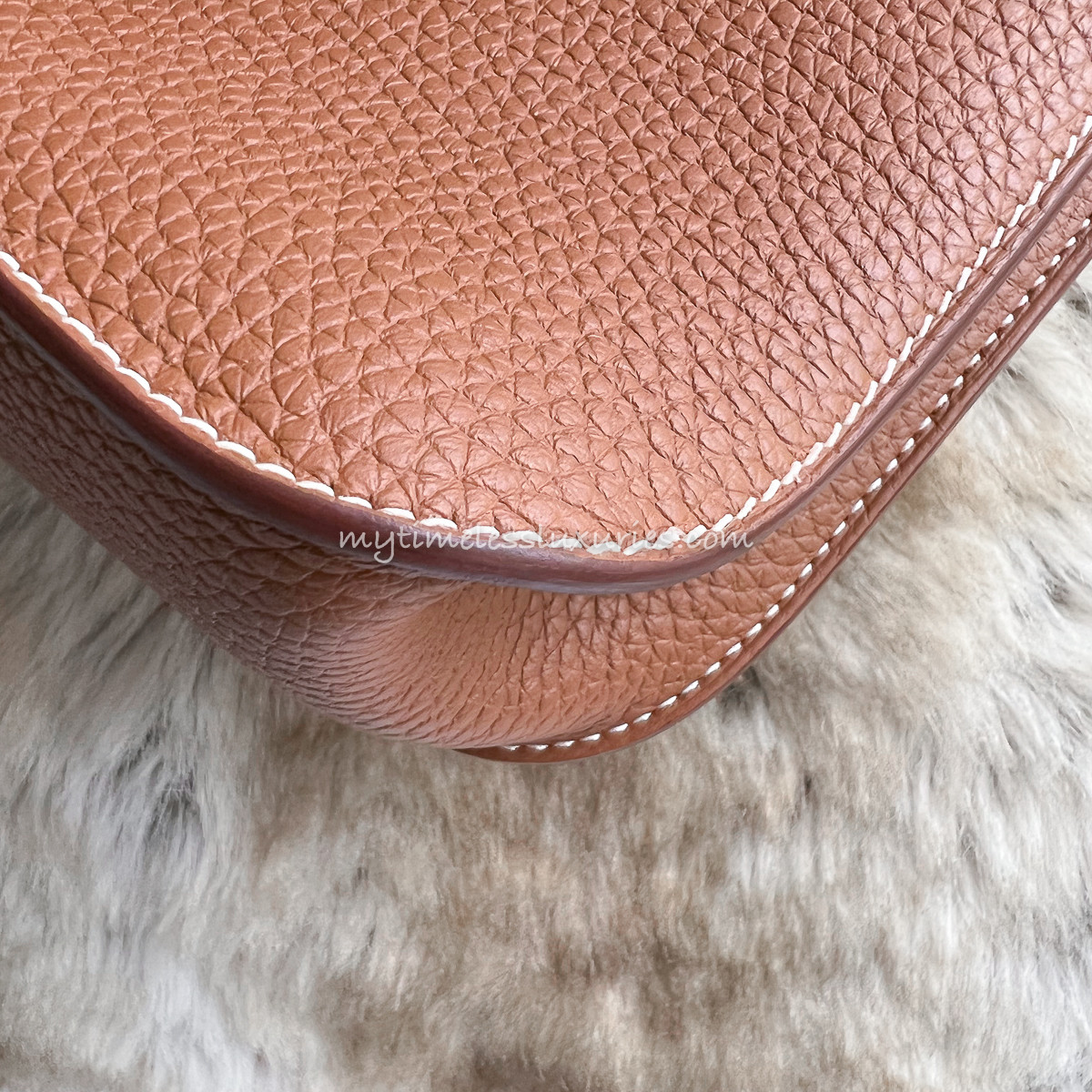 HERMES Halzan 25 Gold Clemence GHW Z - Timeless Luxuries