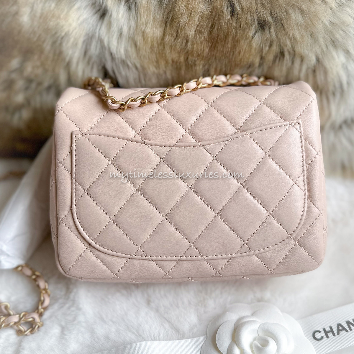 CHANEL 22C Beige Pearl Crush Square Mini GHW *New
