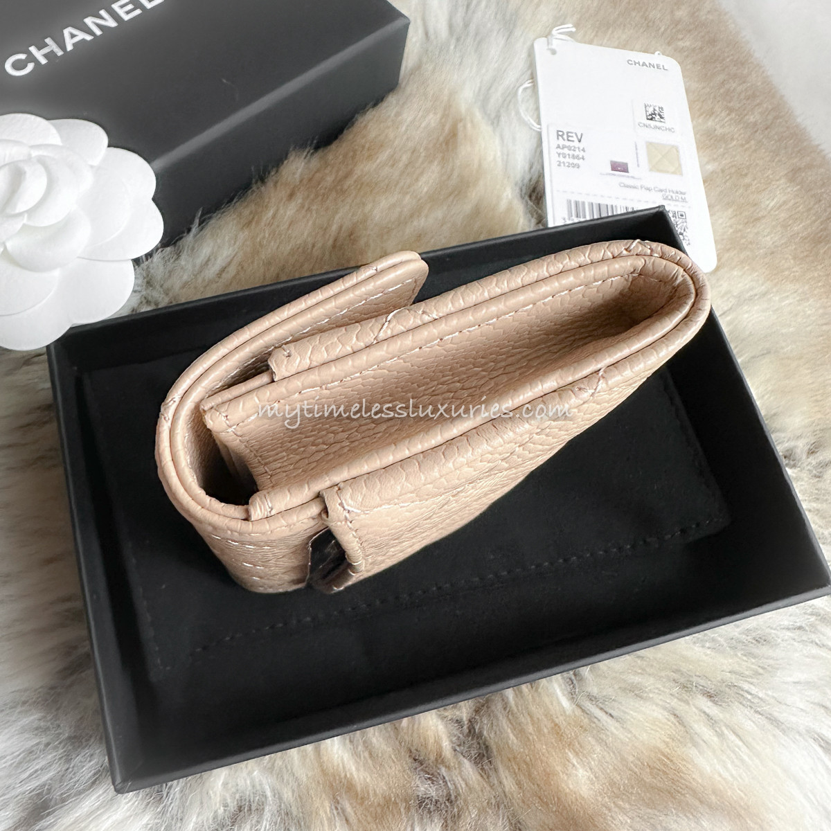CHANEL 2023 Beige Clair Caviar Flap Card Holder GHW *New - Timeless ...