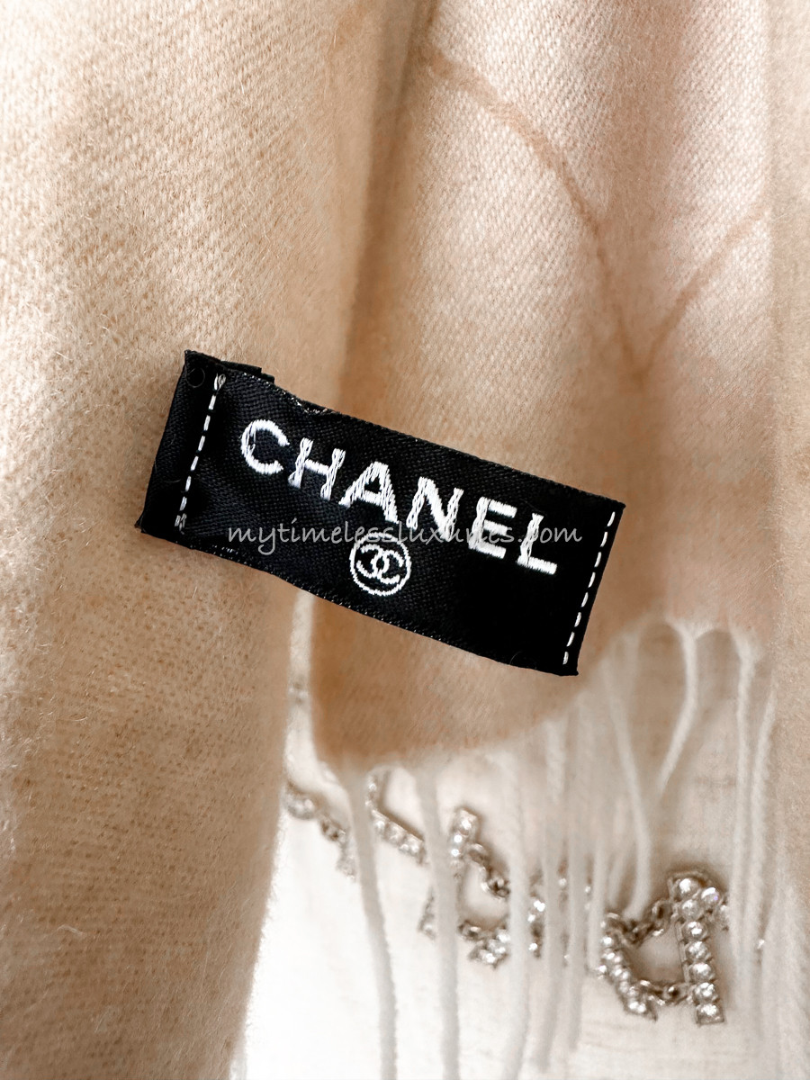 CHANEL 2023 Quilt Pattern Logo Cashmere Stole - Timeless Luxuries