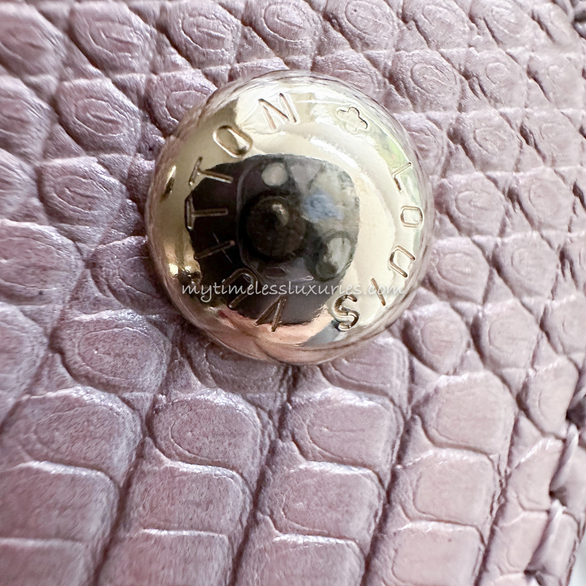 LOUIS VUITTON Capucines Mini Sakura Pink Lizard - Timeless Luxuries