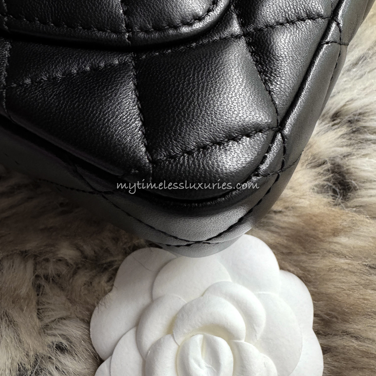 CHANEL 23P Mini Flap CC Heart Chain - Timeless Luxuries