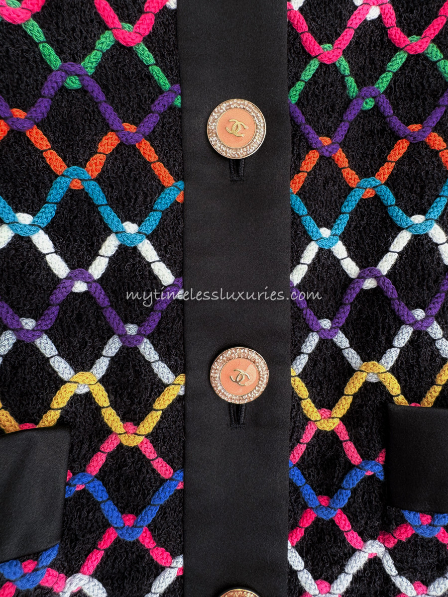 CHANEL 22S Runway Tweed Jacket Black/ Multicolour 36 - Timeless Luxuries