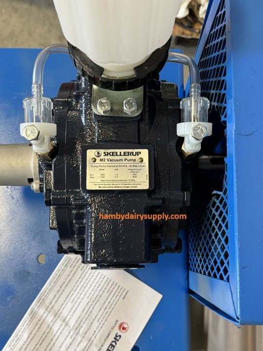 2 HP M2 Stationary Vacuum System for small pipeline or bucket milking ...
