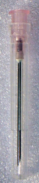 18 Gauge x 1.5 inch needles (box of 100) Pink Poly Hub - Hamby Dairy Supply