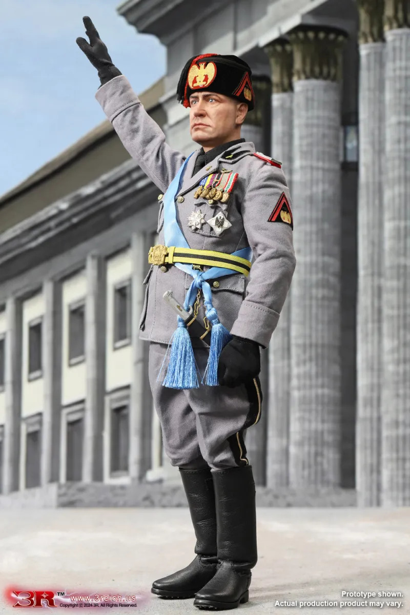 3R WWII Duce of PNF Benito Mussolini GM653