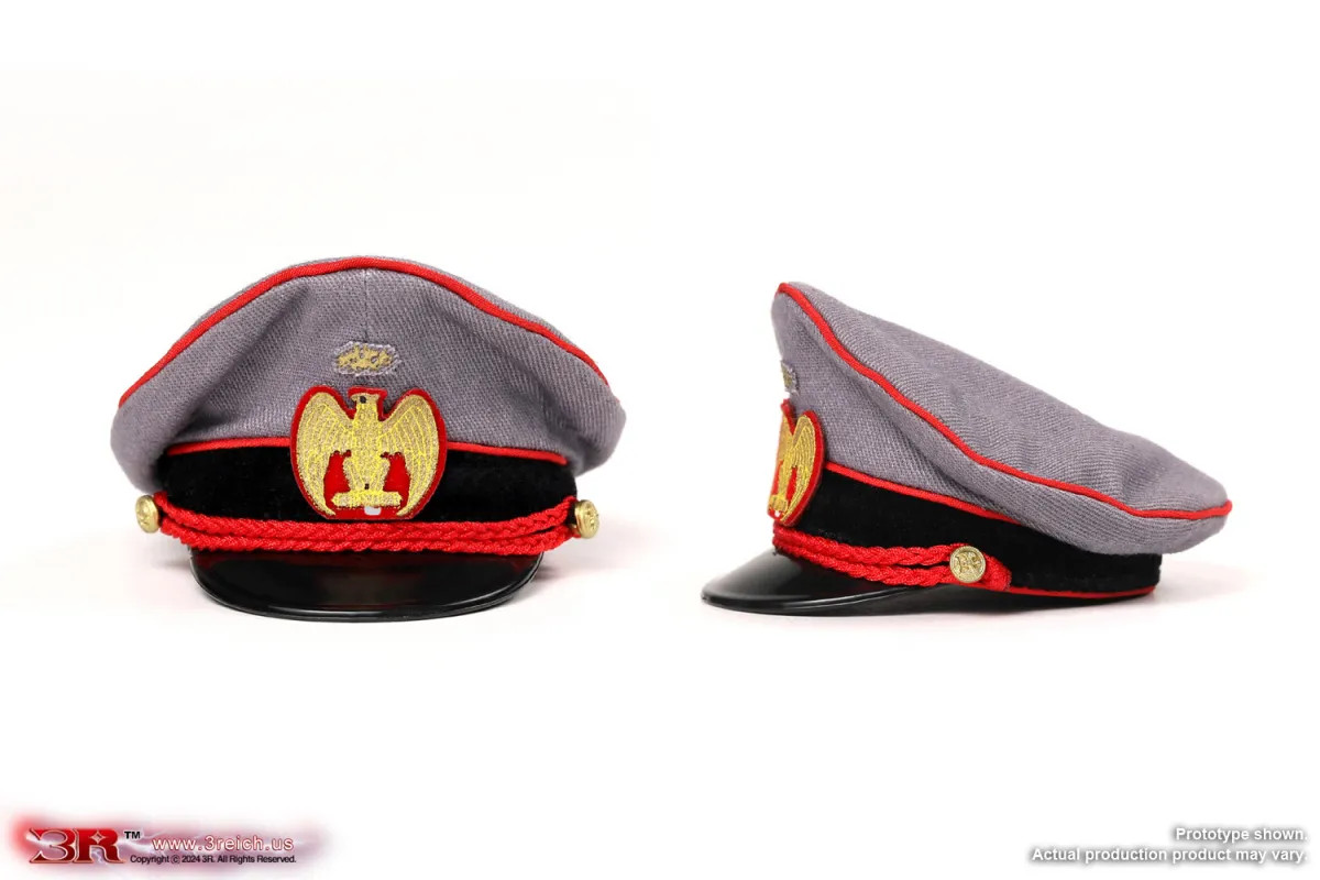 3R WWII Duce of PNF Benito Mussolini GM653