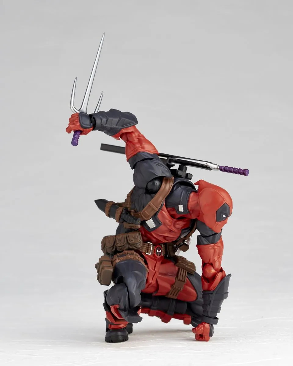 Kaiyodo Revoltech Amazing Yamaguchi Deadpool Ver. 2.5