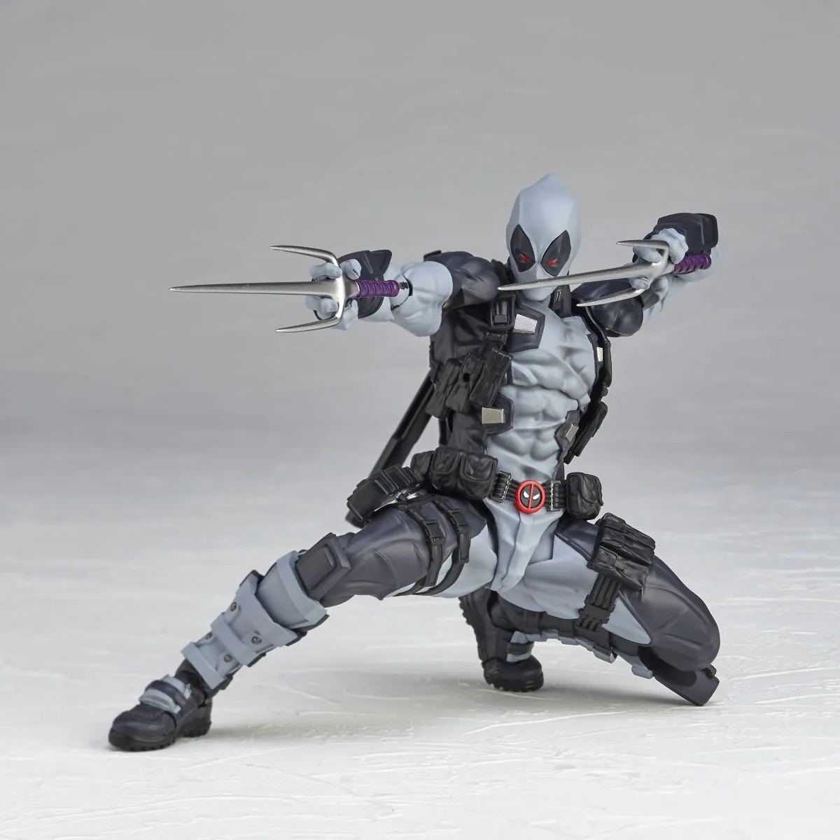 Revoltech Amazing Yamaguchi Deadpool Ver. 2.5 X-FORCE COLOR
