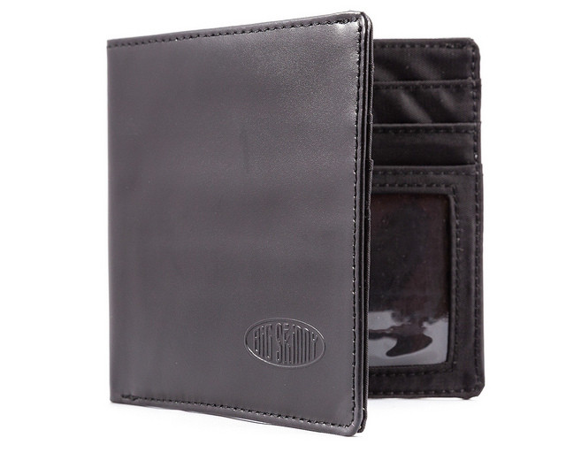 RFID Blocking Multi-Pocket Wallet