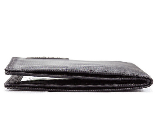 Metro bi-fold wallet