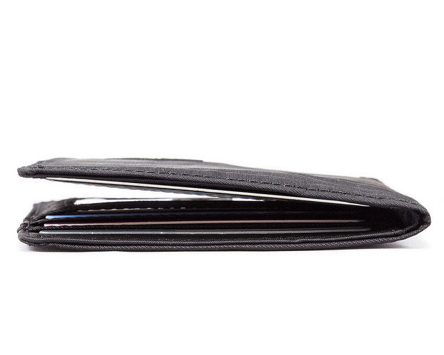 World Wallet for thin wallet enthusiasts