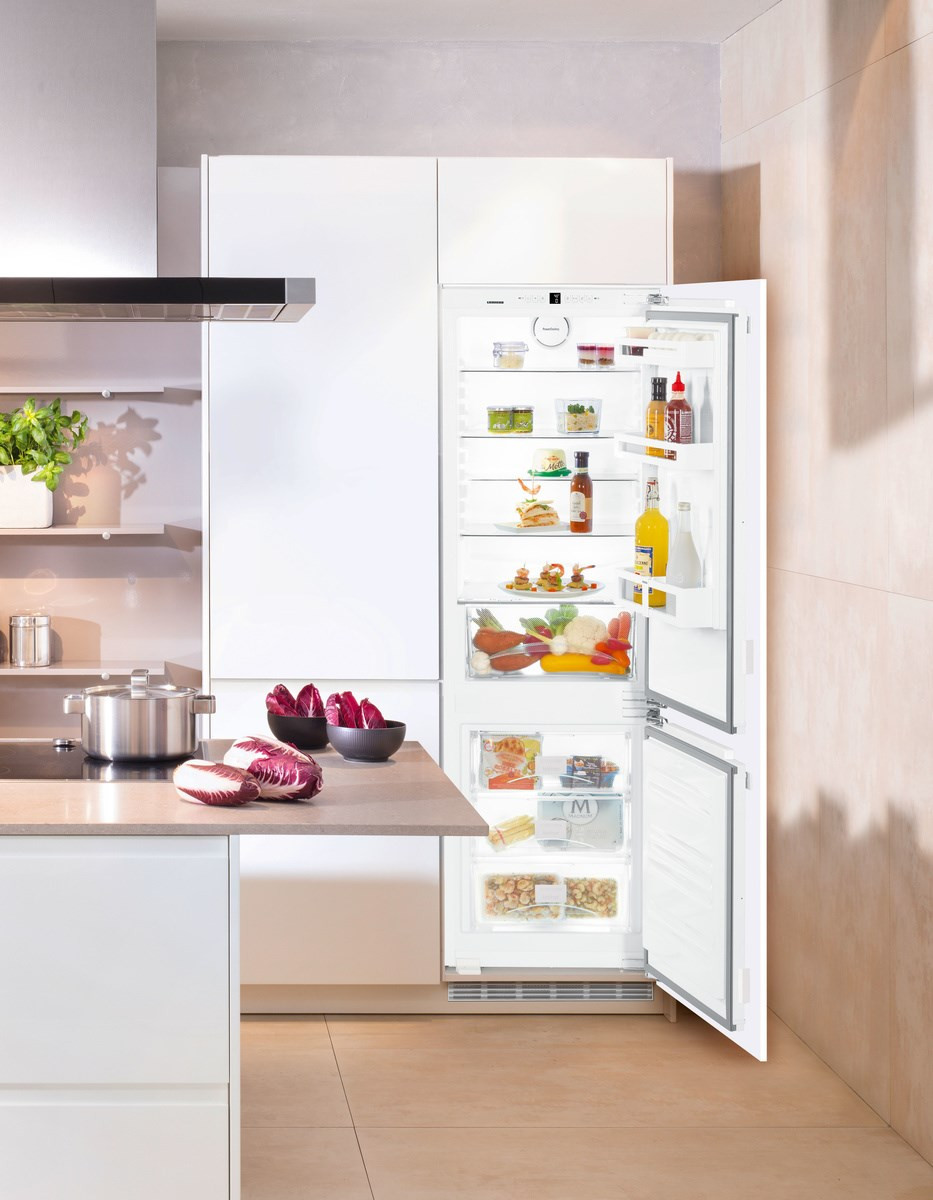 Liebherr 24" Fully Integrated Comfort Fridge/Freezer w/ BioFresh ...