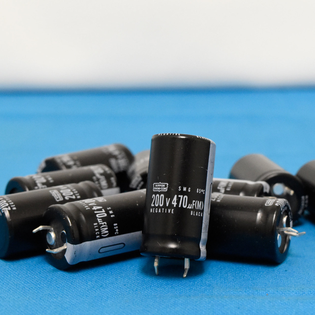 {10 pcs} 470uf 200V Radial Electrolytic Capacitors 200v 470uf +85 º ...