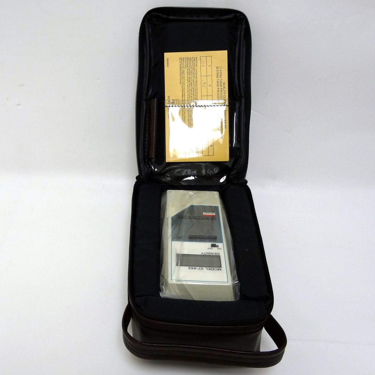 Victoreen Nuclear 07-443 Battery Operated B/W Transmission Densitometer ...