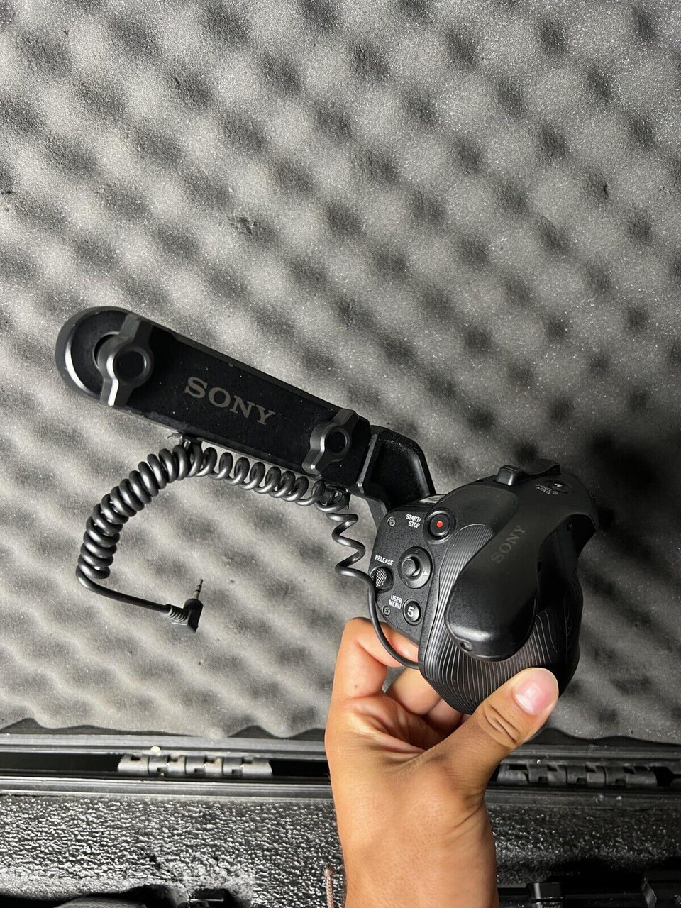 Sony PXW-FS7 Camera Body, EVF, Extension Unit, Top Handle, Side Grip ...