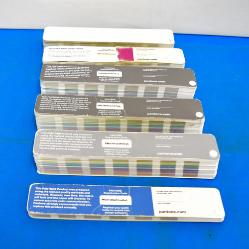 Pantone The Plus Series Formula Guide Coated & uncoated (6x) Reference ...
