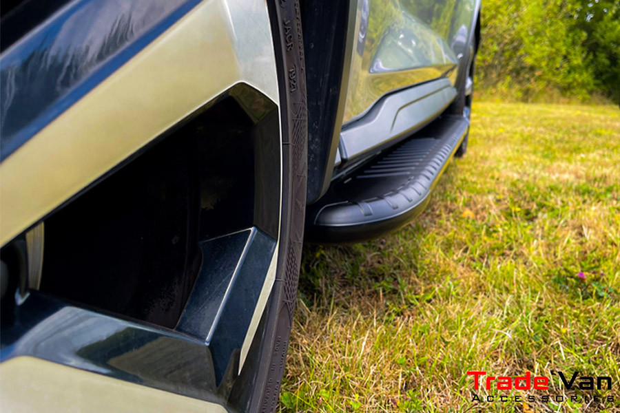 Raptor Side Step Running Boards | VW Transporter T7 LWB 2025+ | Black