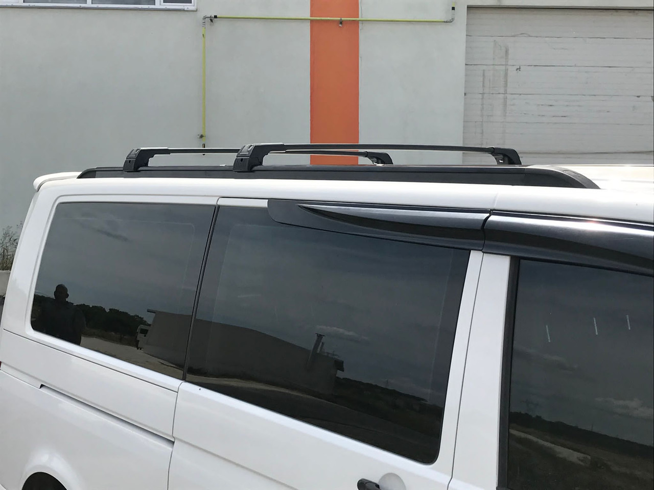 Atlas V2 Closed Rail Lockable Cross Bars | Vauxhall Crossland 2017 ...