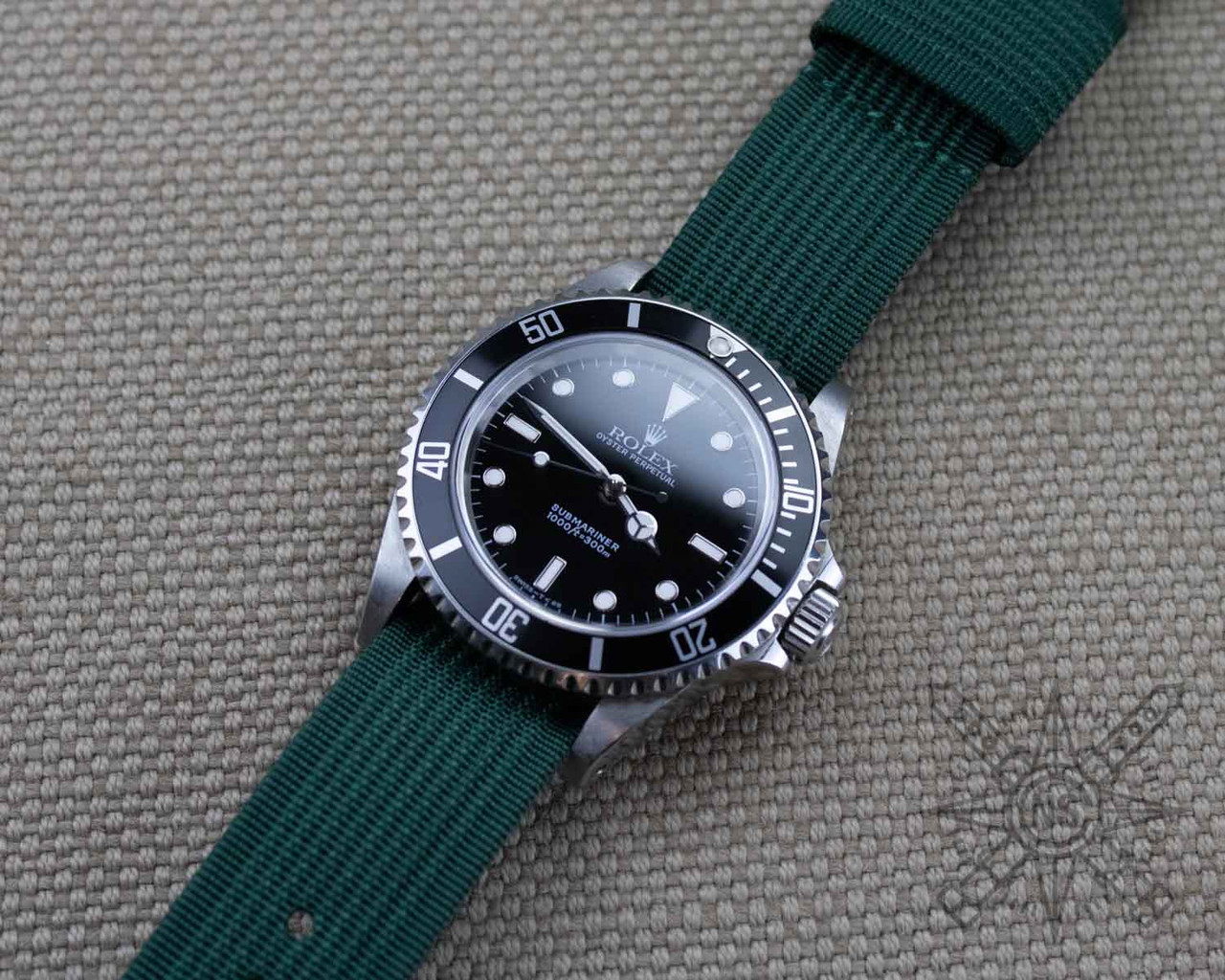 Racing Green Ribbed RAF Watch Strap – Military Style