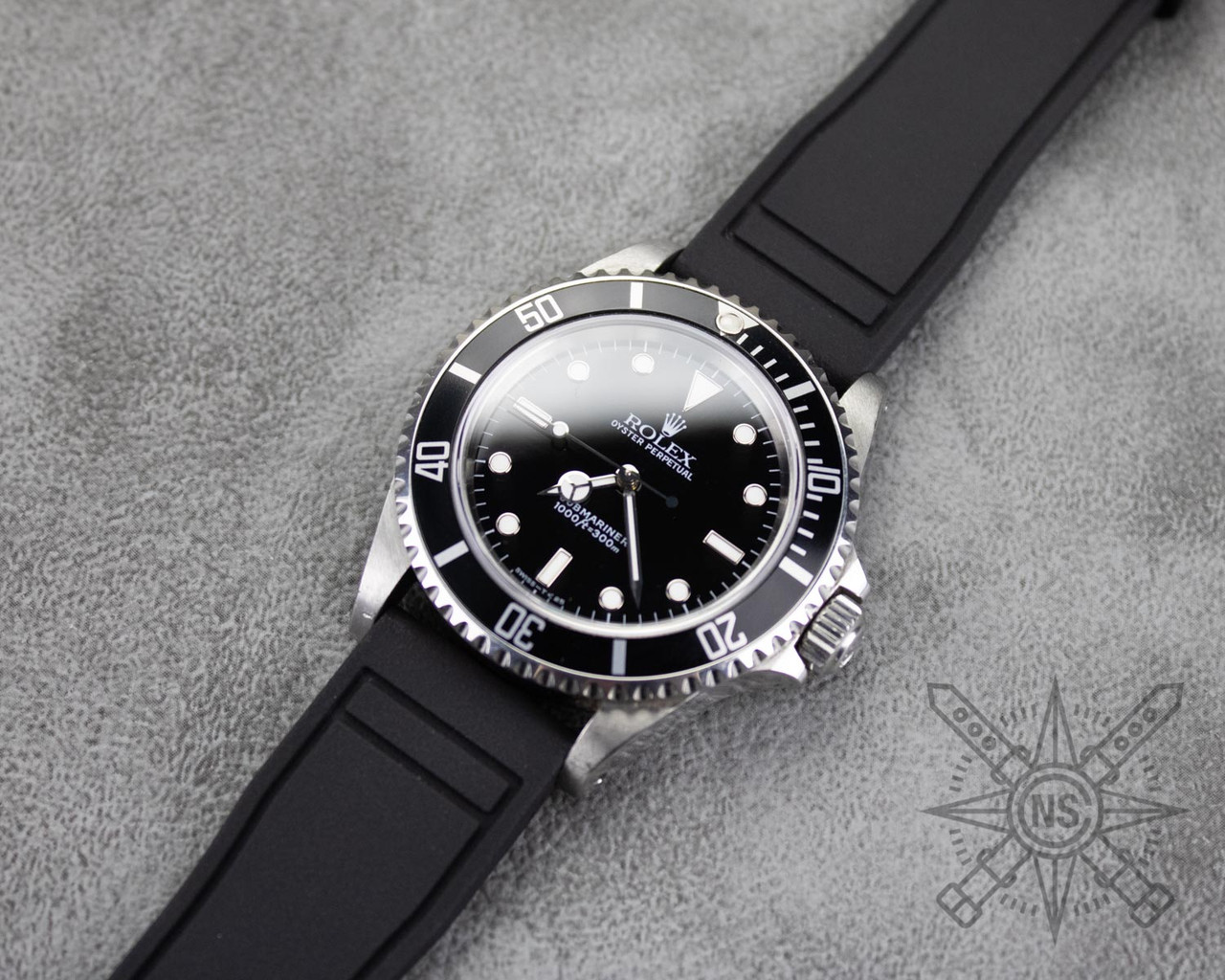 Black Rubber Pilot Watch Strap – Timeless Durability