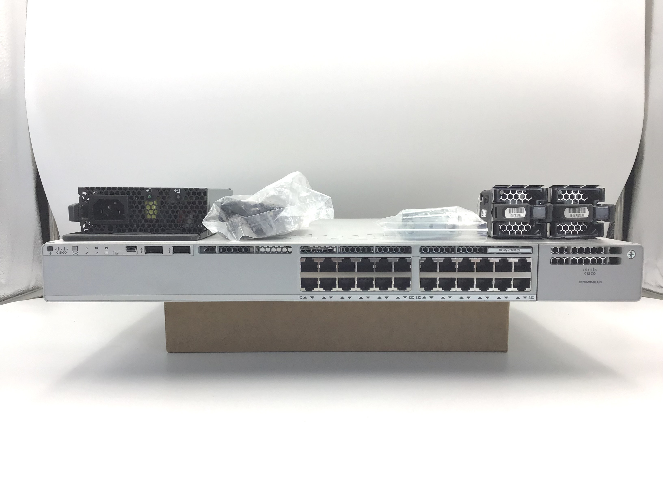 Cisco C9300X-24HX-E Catalyst 9300X 24x 10GB UPoE+ RJ45 1x Exp Mod Slot ...